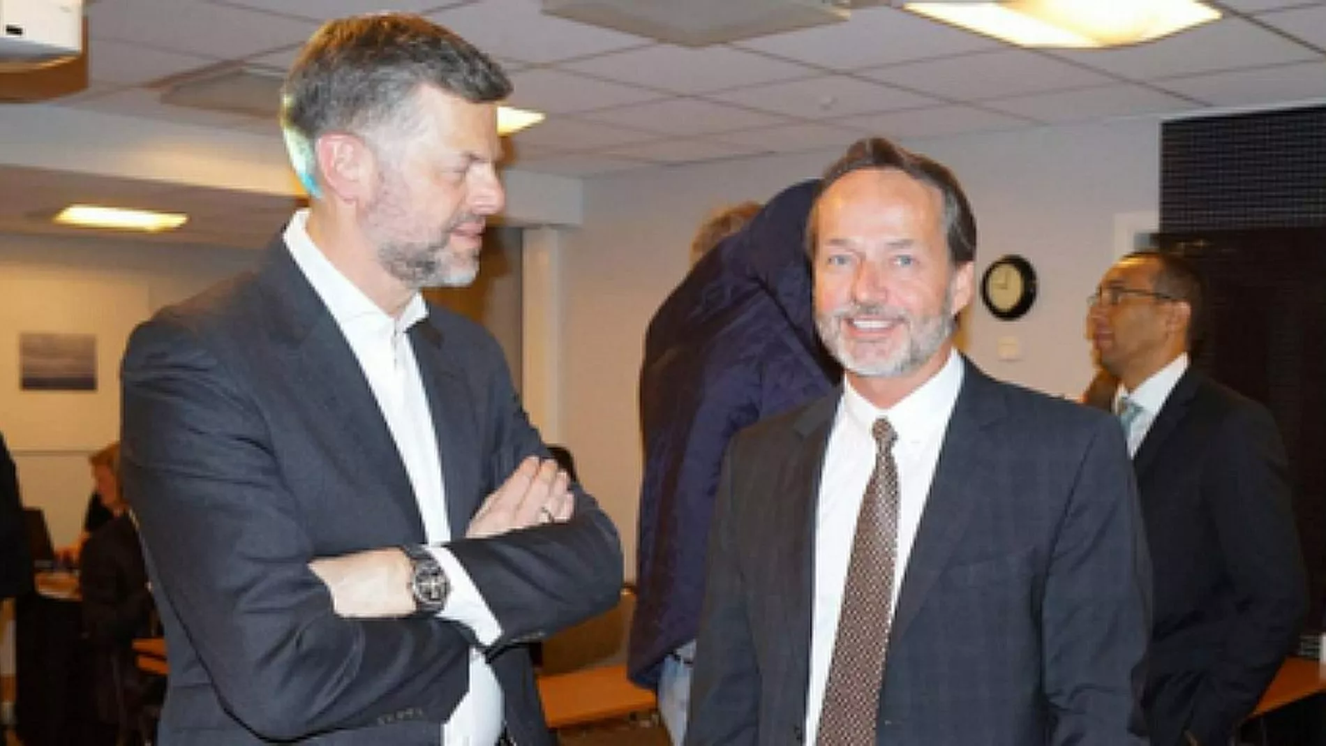 Flakk omorganiserer | NETT NO